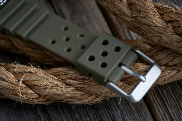 The Classic GL831 Olive Rubber Strap (19/20/22mm short 22mm standard ...